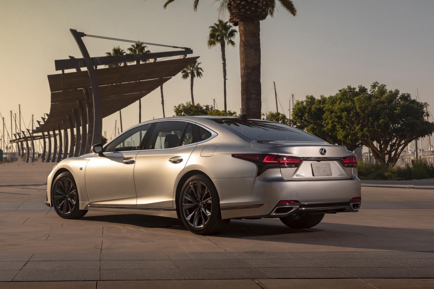 Lexus LS V (facelift 2020) 500 V6 (416 Hp) Automatic